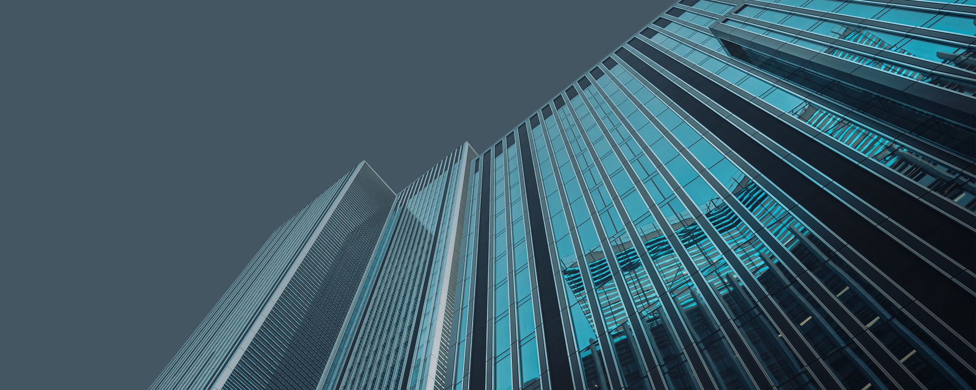 Commercial property examiner Q4 2023 - Cluttons IM